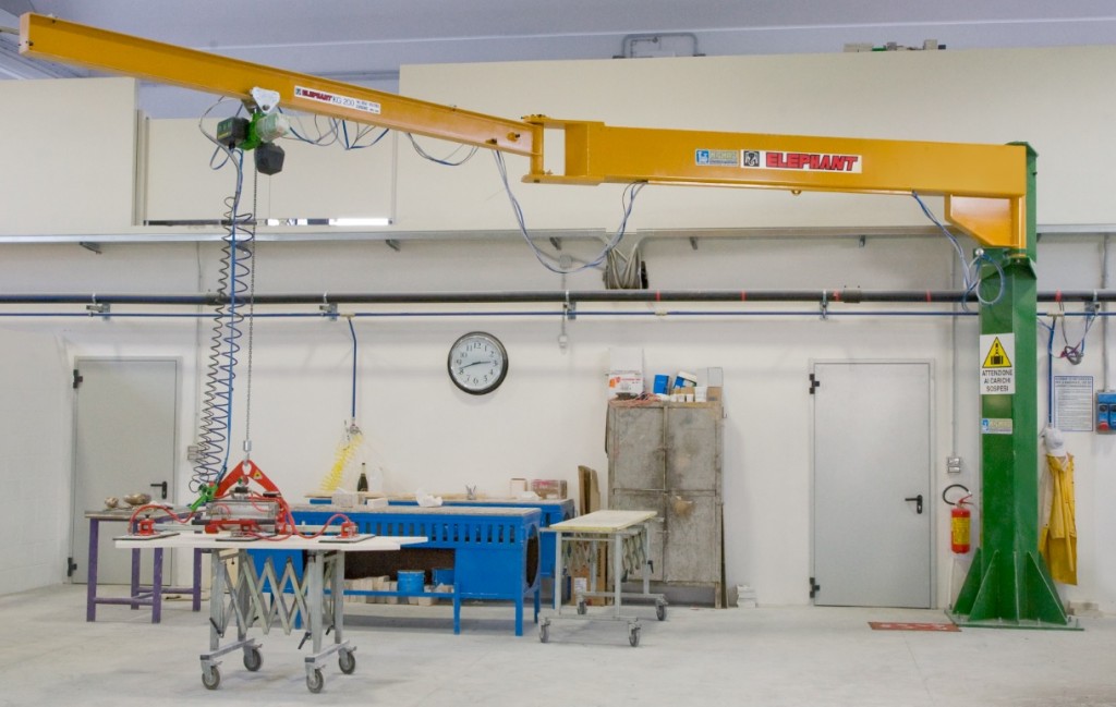 Crane with articulated arm - Lifting Equipment - Jib Cranes - Elephant